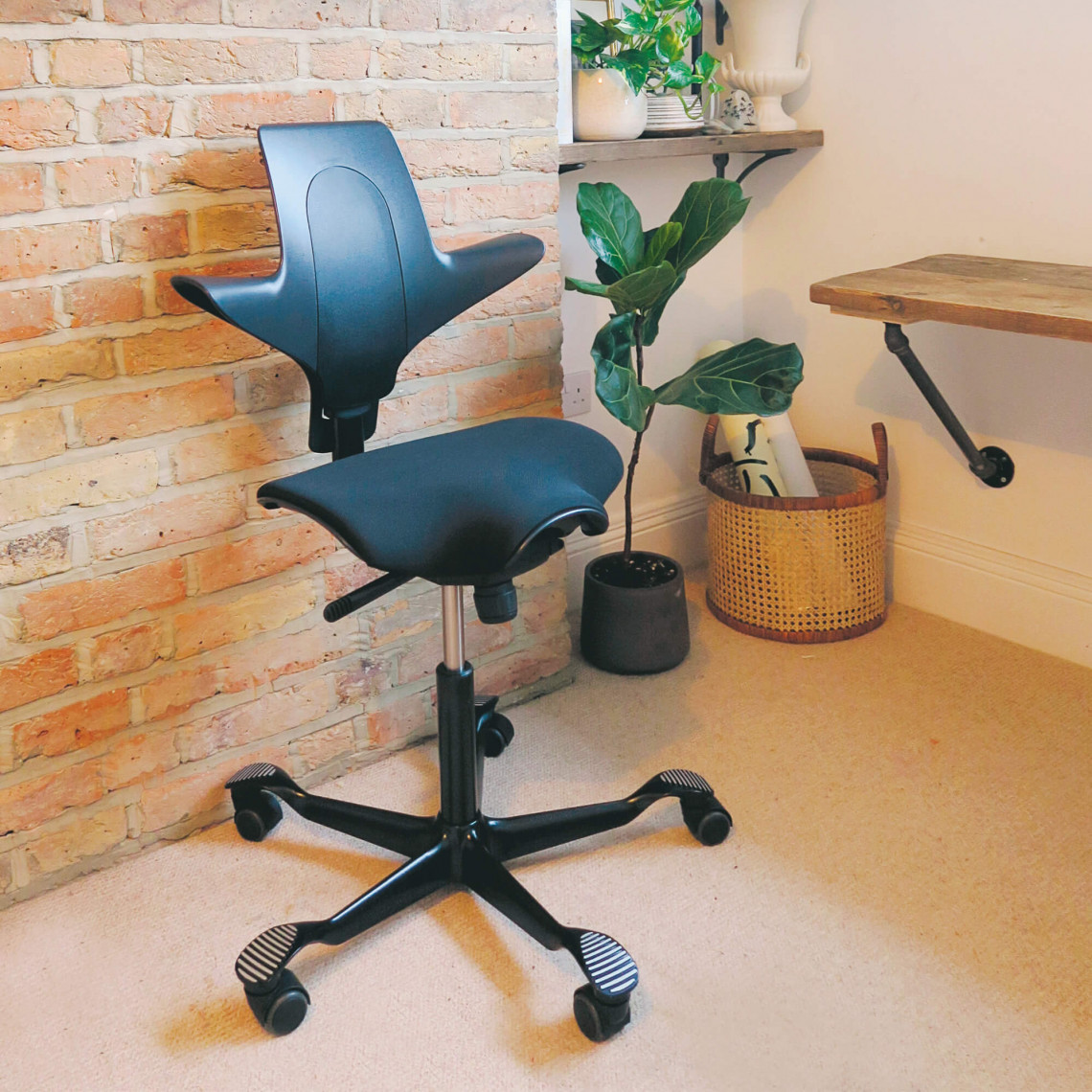 HÅG Capisco Puls 8020, Kontorstol for at sidde